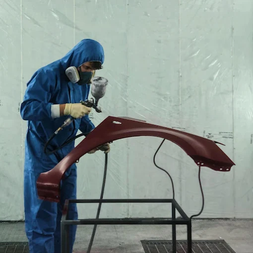 Osiecki Customs - Profesjonalne naprawy powypadkowe | Blacharka, lakiernictwo